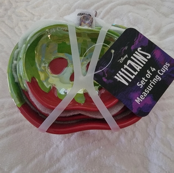 Holiday | Disney Villains Poison Apple Measuring Cups | Poshmark